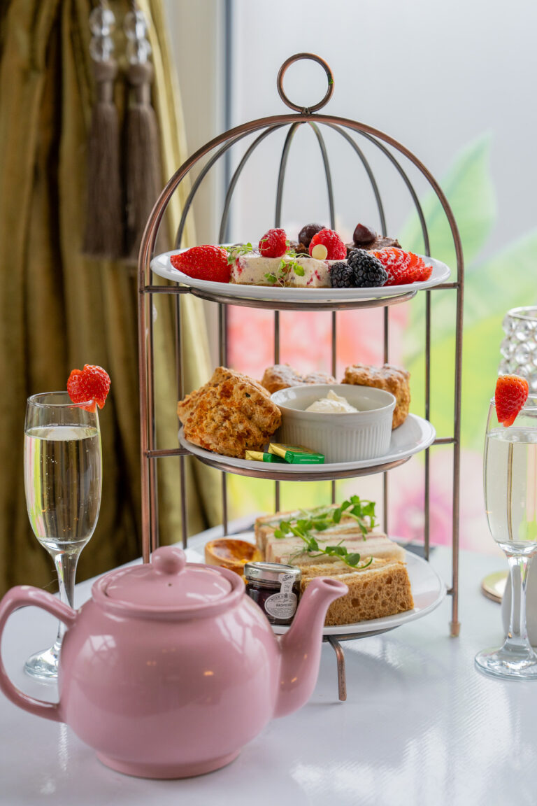 Restaurant - Parkmore Hotel